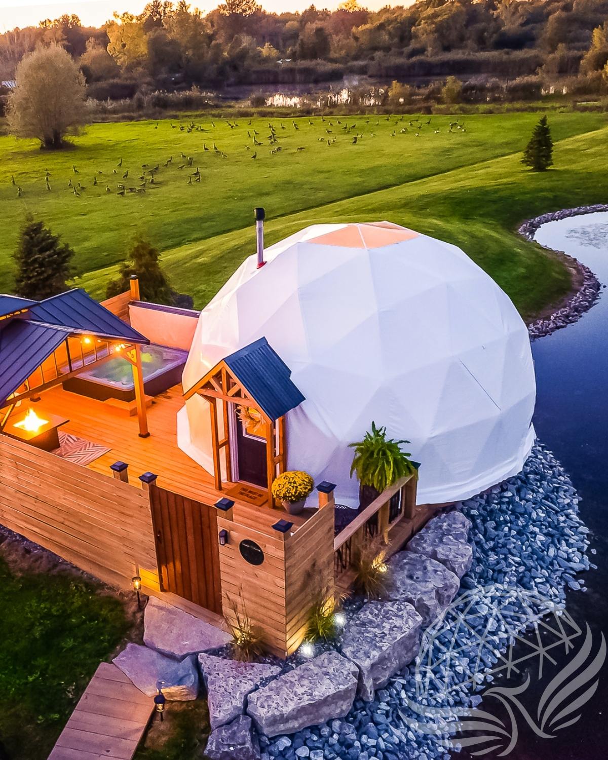 7m / 23ft Geodesic Domes | Phoenix Domes