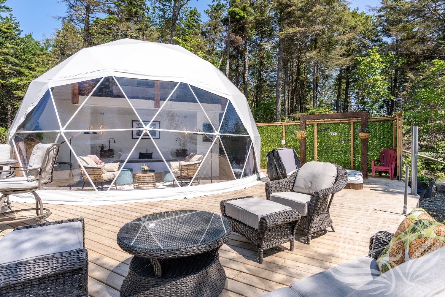 8m / 26ft Geodesic Domes | Phoenix Domes