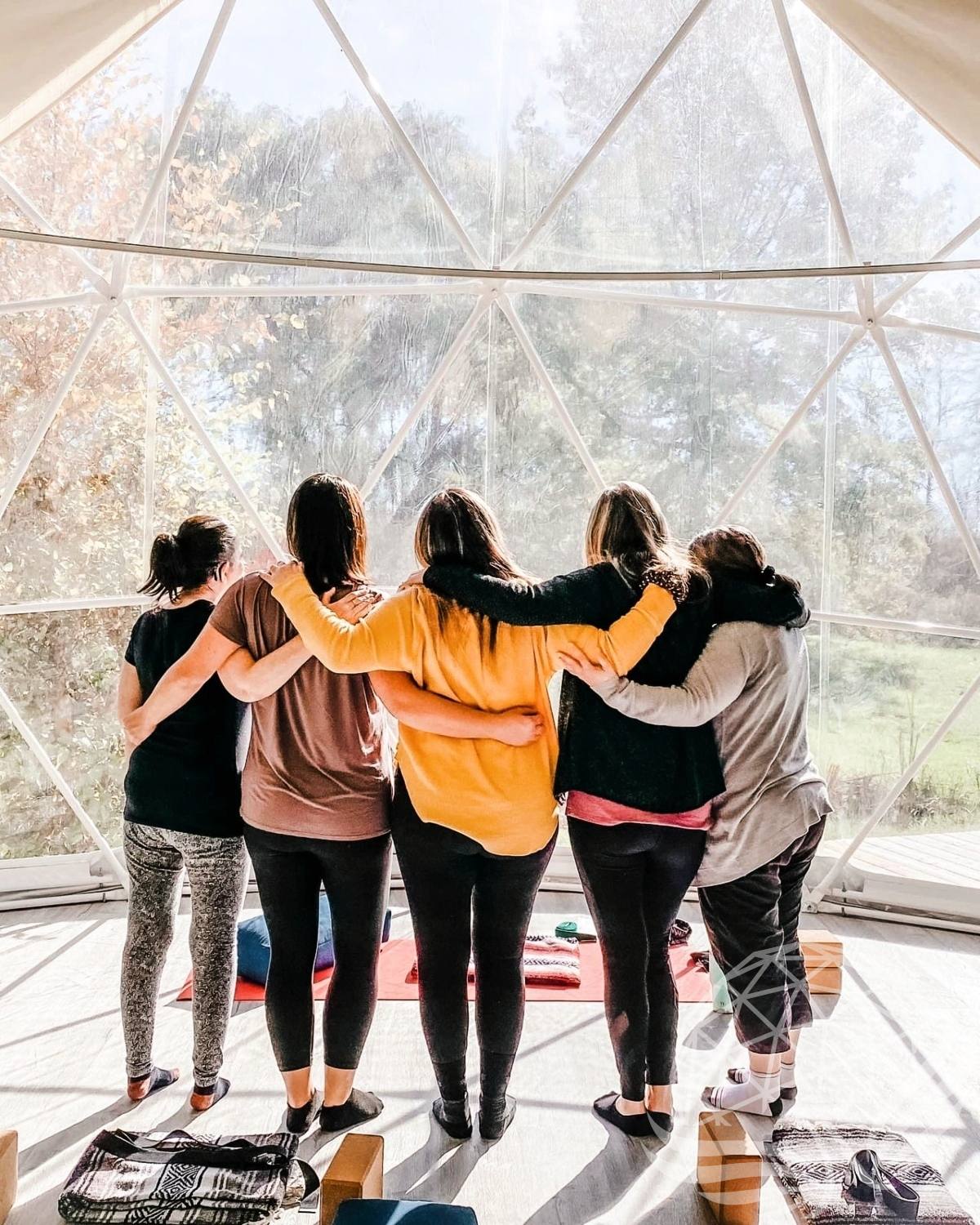 33ft / 10m Geodesic Domes | Phoenix Domes