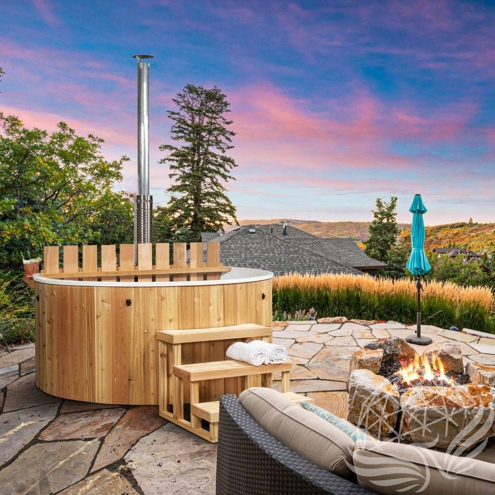 Cedar Hot Tubs | Phoenix Domes